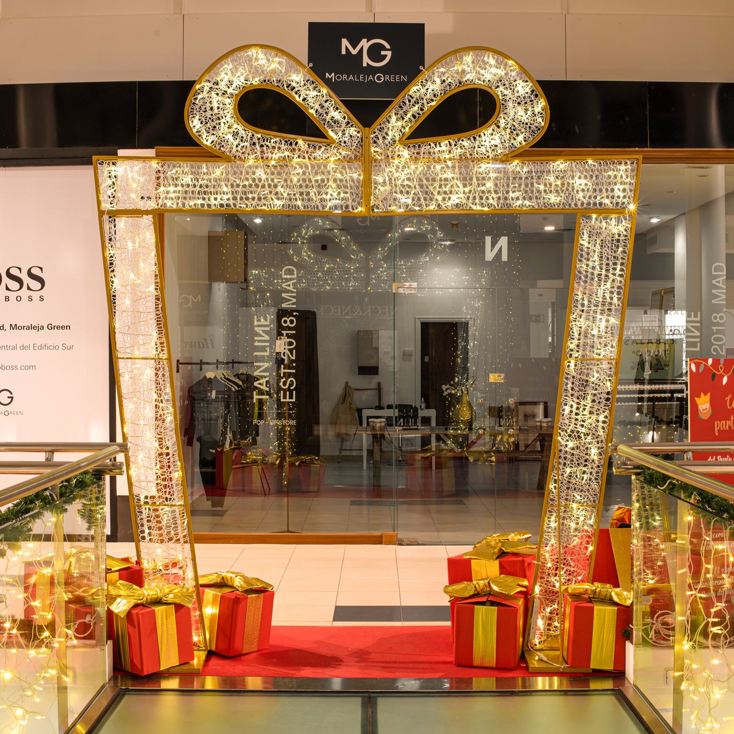 Illuminated gift arch "Atmore" - warm white leds - 310 x 280 cm - 24V ...