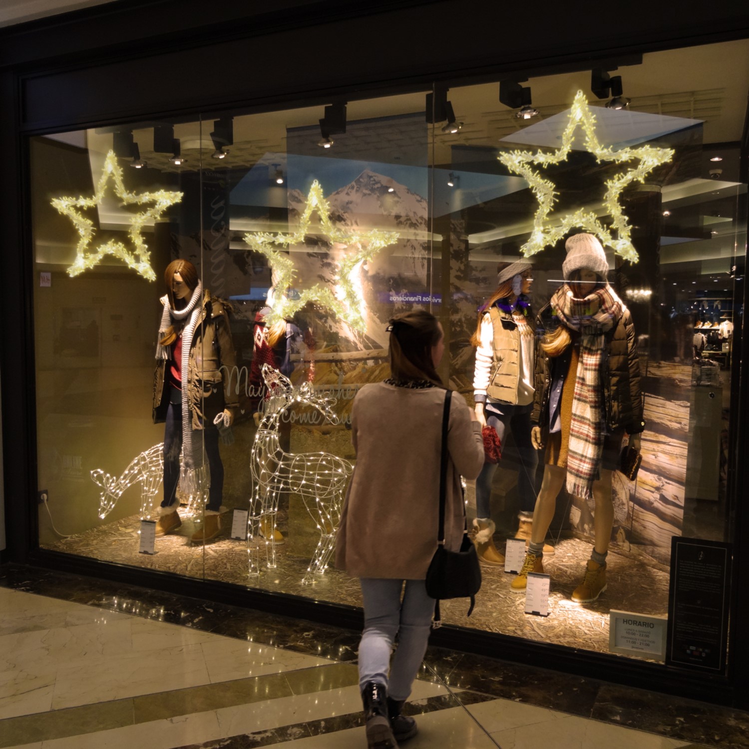 Starlight (no powercord) - 80 x 85 cm - warm white leds - white wire ...