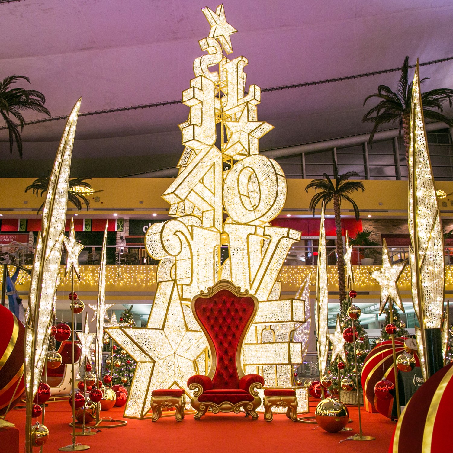 Illuminated tree "Moa" - warm white leds - 8.2 m - 24V | Moa Tree ...