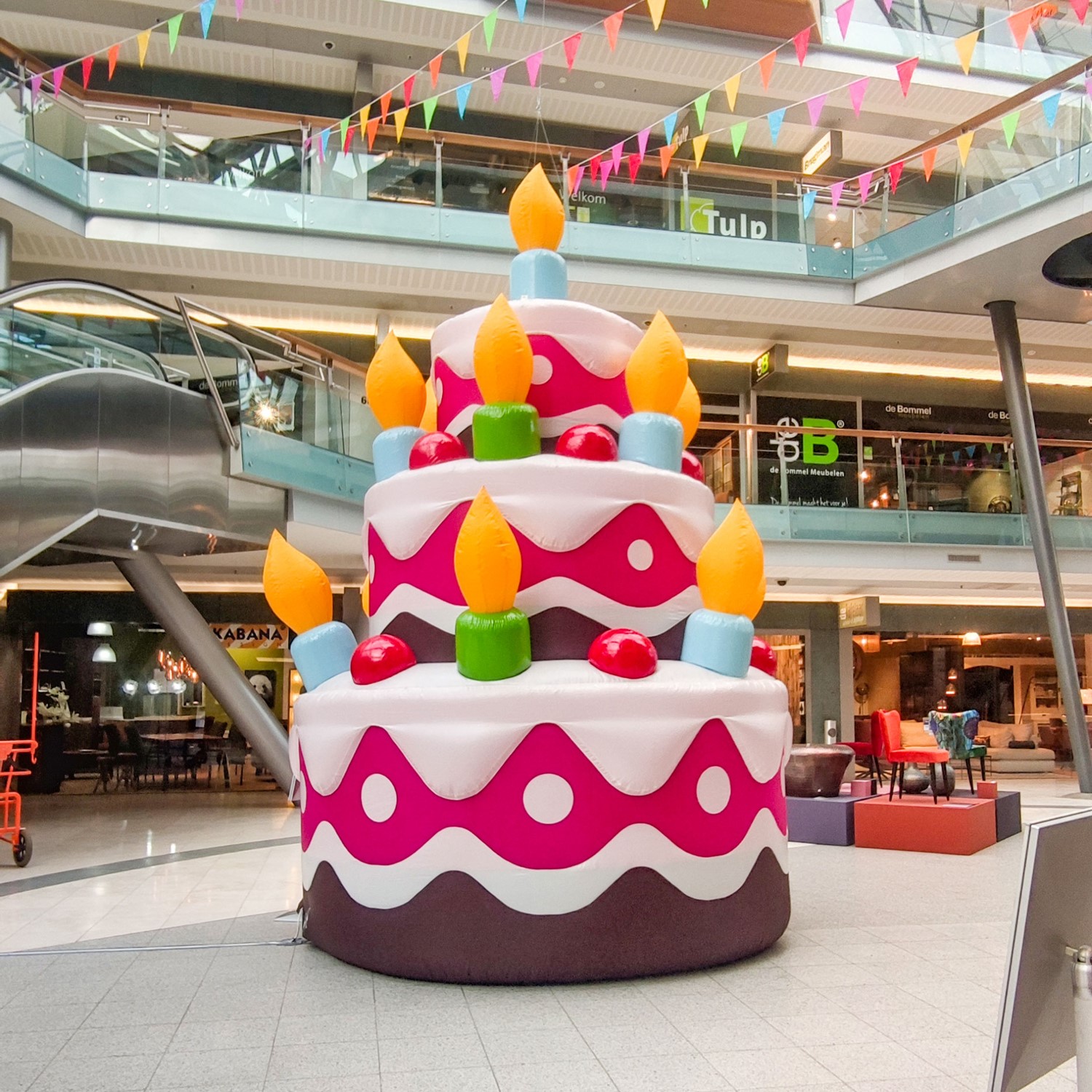 Birthday cake "Nelson" - 450 x 300 x 300 cm - 230V | Nelson : Globall ...